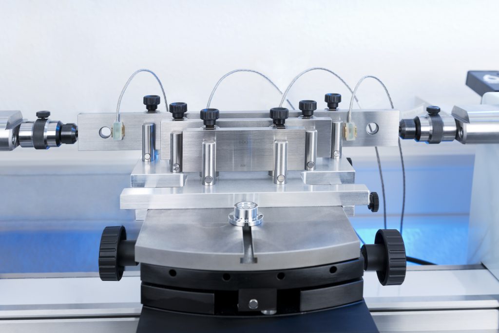 DAkkS Kalibrierung von Parallelendmaßen mit kleinsten ...